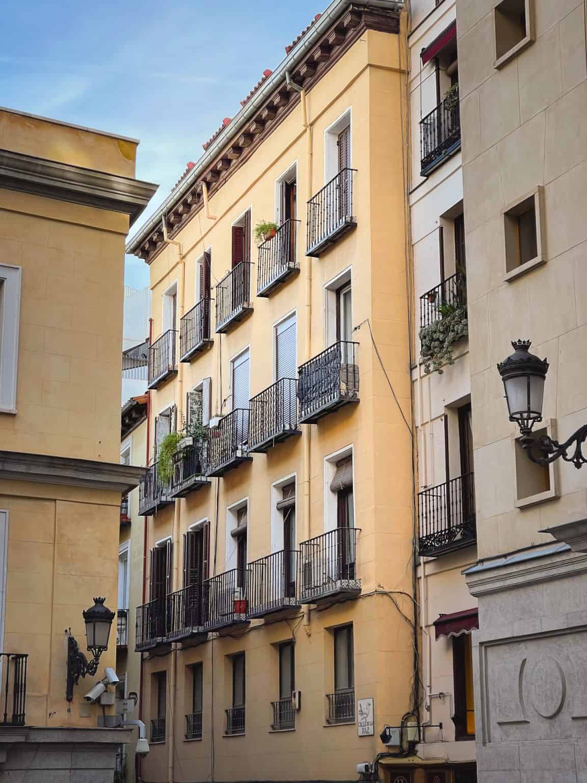 Madrid • Die TOP 19 Sehenswürdigkeiten & Reisetipps (+ Karte)